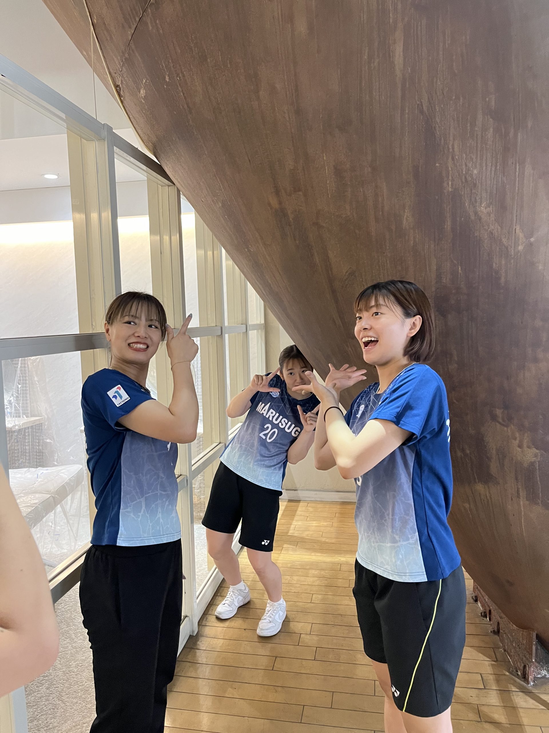 柏木陽介さん、岐阜Bluvicのみなさんがあすか本店に！ | 岐阜・愛知でキレイのサポート 化粧品専門店あすか